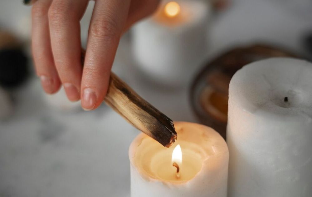 Feng Shui en octubre: qué días debe prenderse palo santo para atraer prosperidad