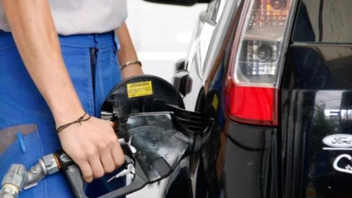 Este lunes aumentarán las naftas y gasoil por la suba del impuesto a los combustibles