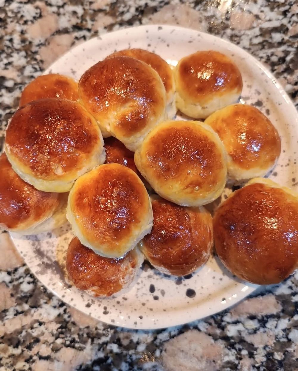 Cómo hacer deliciosos pancitos esponjosos, sin amasar y solo con ...