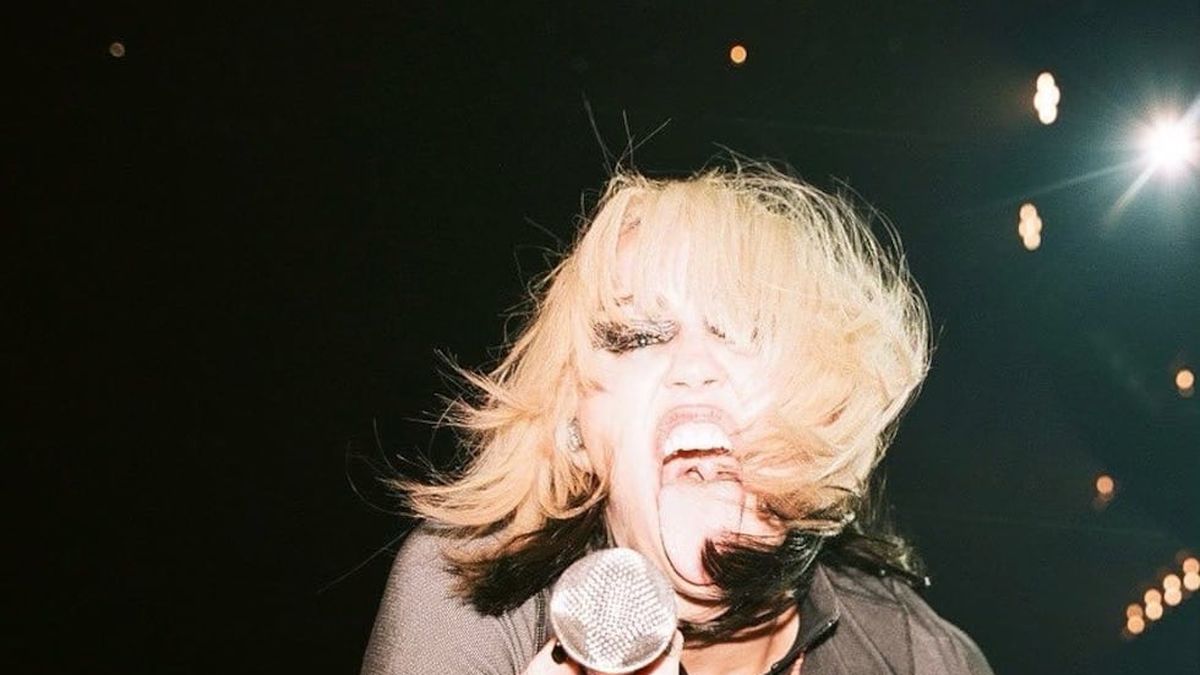 Miley Cyrus lanzó el primer disco en vivo de su carrera