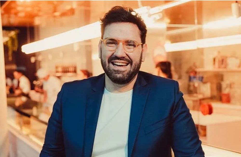 El día que Damián Betular se inspiró y creó los más exóticos huevos de ...