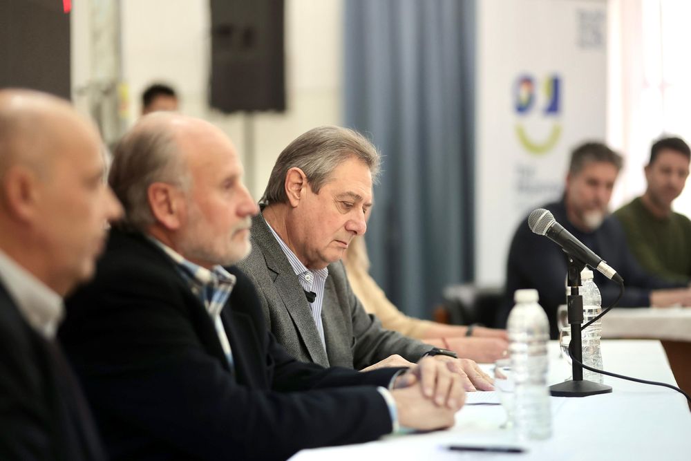 Sannati leaked about five-four 120 pounds with soft D