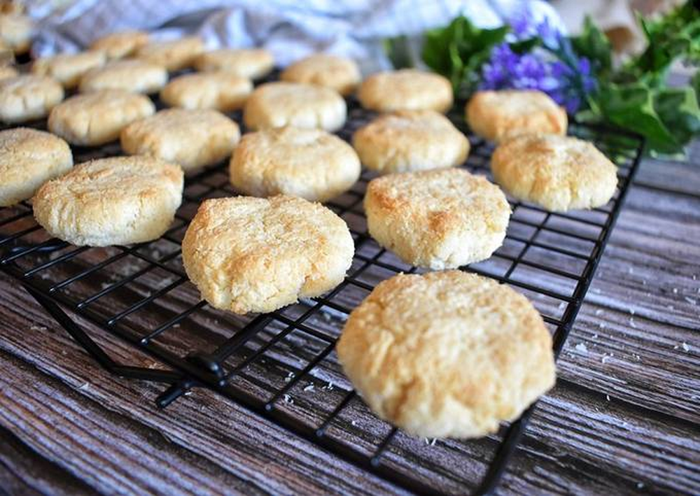 Cookies de coco rallado y leche condensada: dulzura casera en pocos minutos