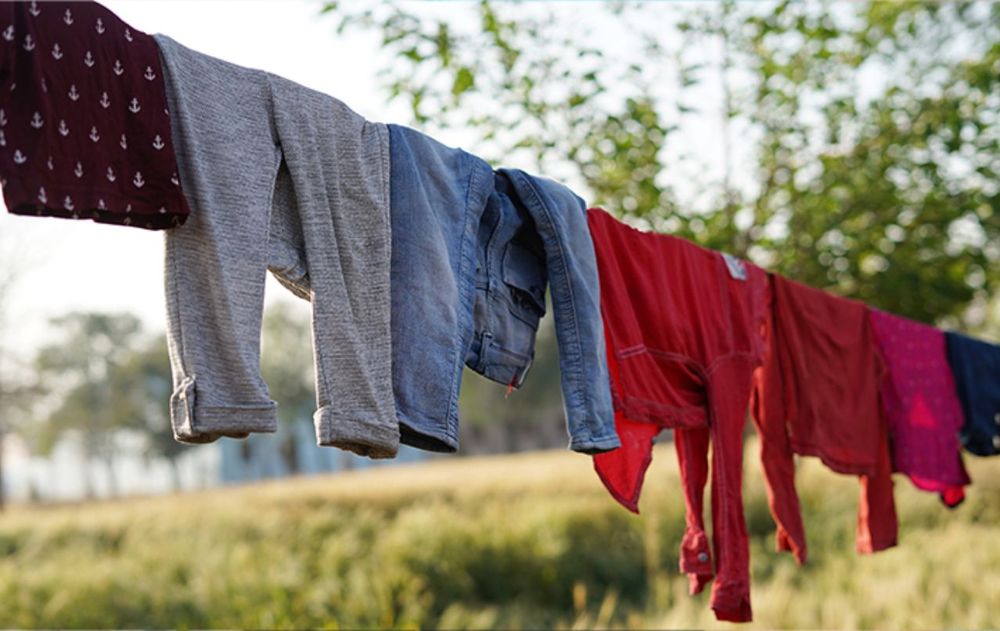 La ropa descolorida puede volver a su color original con algunos ...