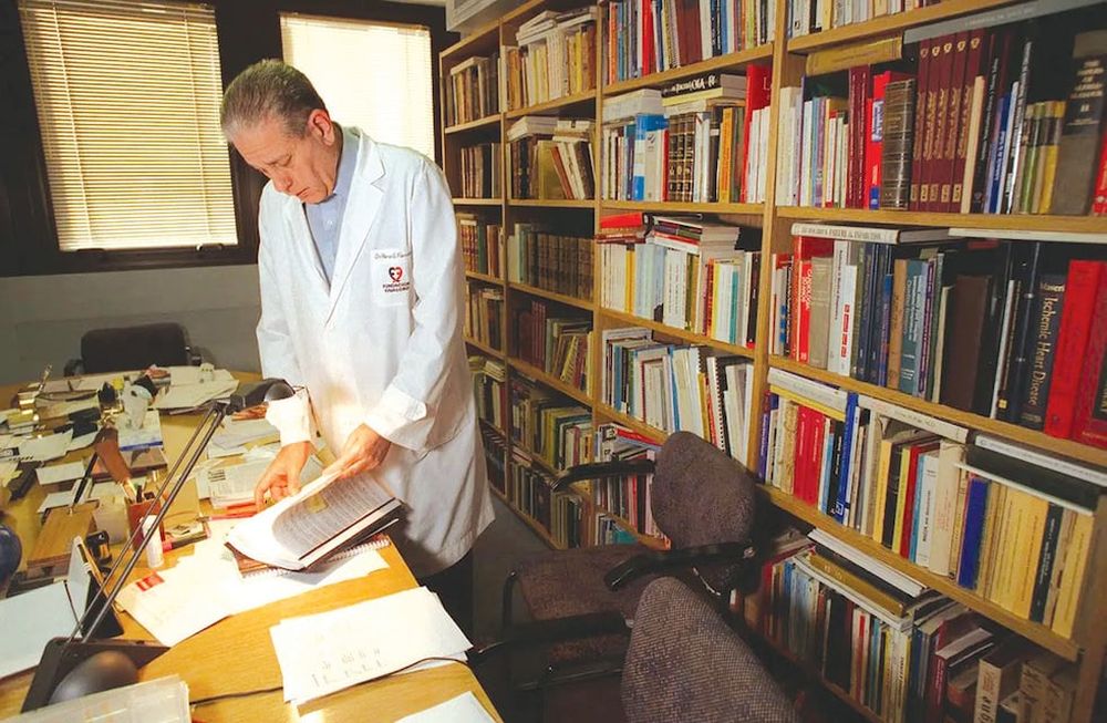 Siete frases de René Favaloro a 100 años de su nacimiento