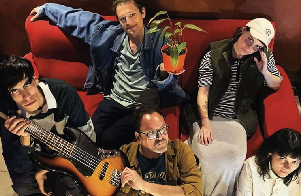 Joe Moya presenta su nuevo disco en el que se enfrenta a un enemigo ...