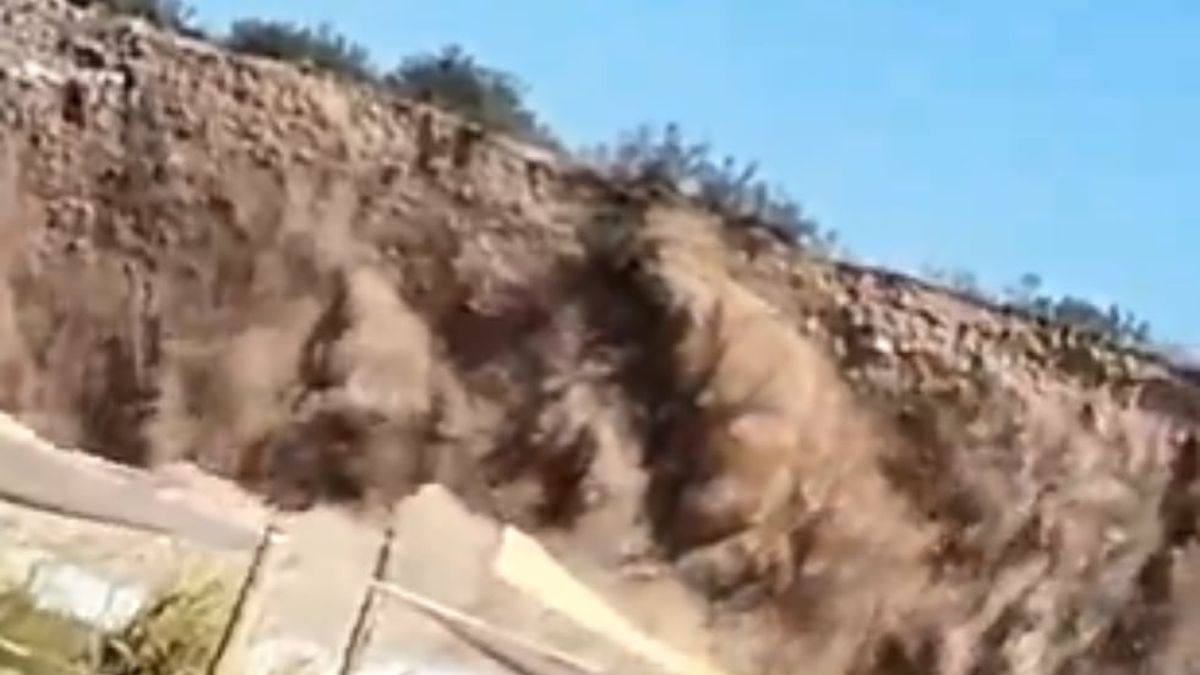 Susto por el derrumbe de las laderas del río Mendoza a metros de la playita de Luján (VIDEO)