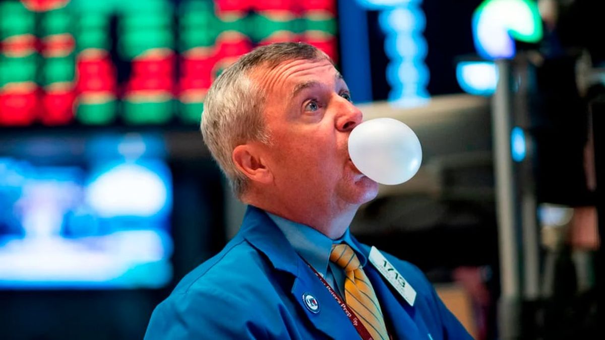 Las acciones y bonos argentinos tuvieron caídas moderadas ante la crisis financiera global de ...