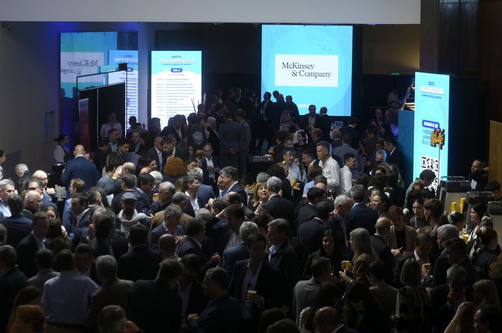 Coloquio IDEA: cierre del segundo día en Mar del Plata con foco en innovación y competitividad