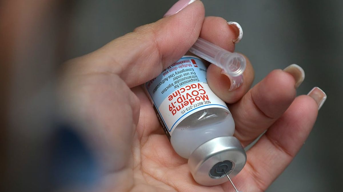 Cobos pidió a Nación que suspenda la compra de Sputnik hasta que las ...