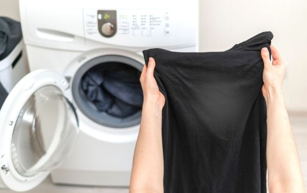 La ropa descolorida puede volver a su color original con algunos ...