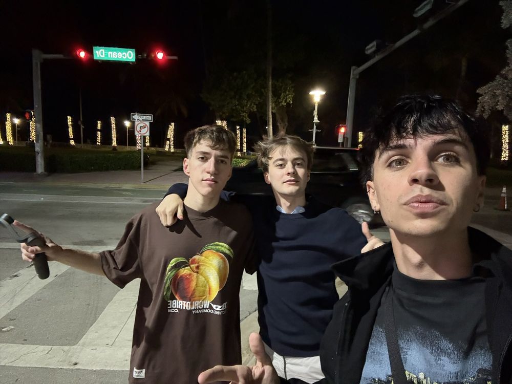 Escándalo en el streaming: quiénes son Moski, Mernuel y Bauletti y por ...