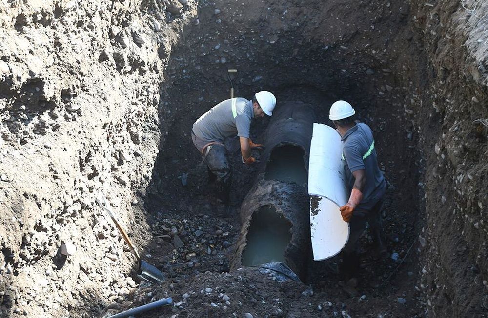 El agua y una planta modular en Blanco Encalada