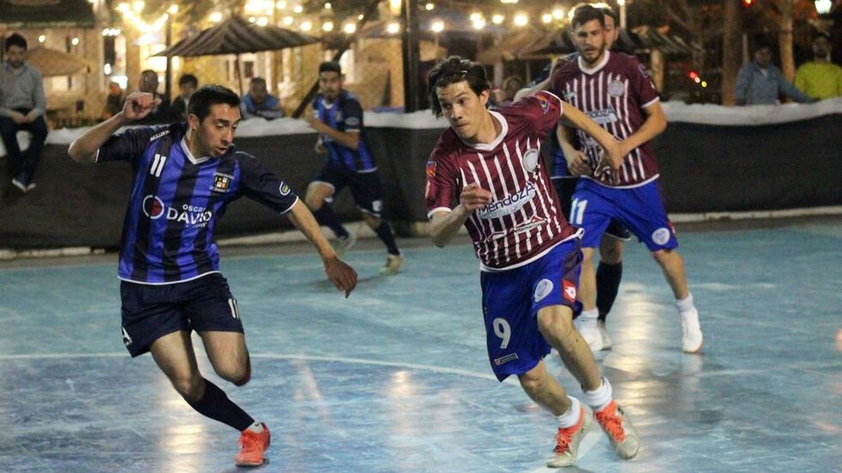 Hoy arranca el Apertura de la capital del futsal nacional
