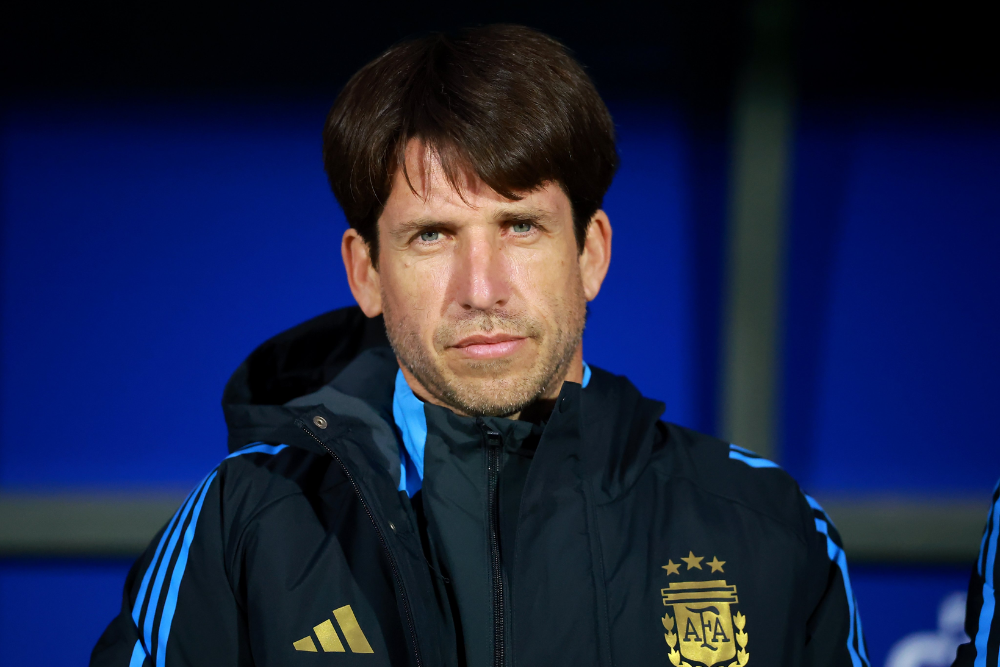 Diego Placente presentó la lista de convocados de la Selección ...