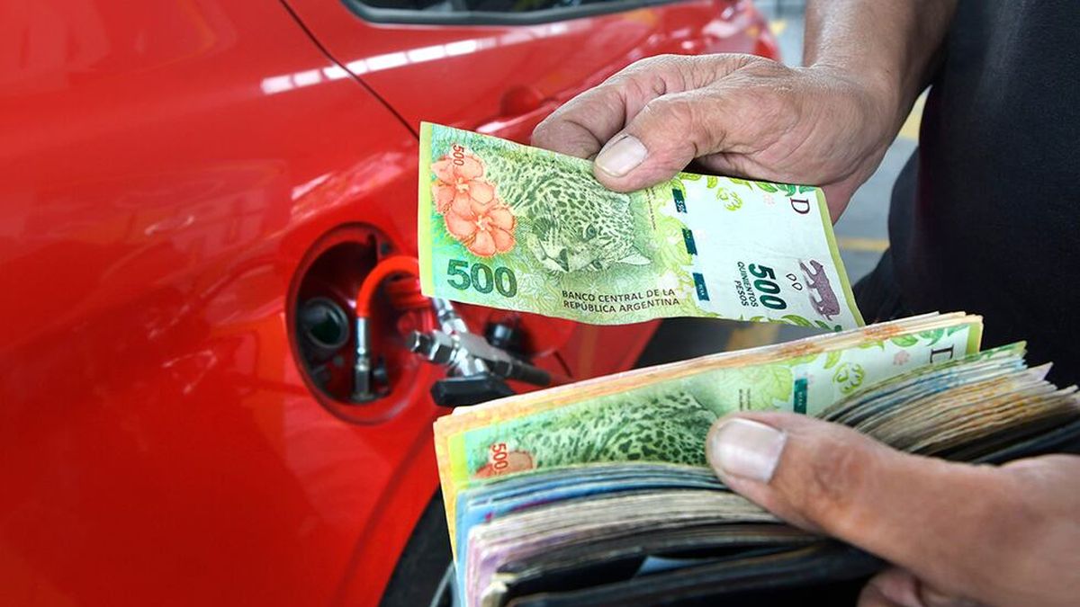 El Gobierno define la suba del salario mínimo: la CGT pide 85% y hay ...