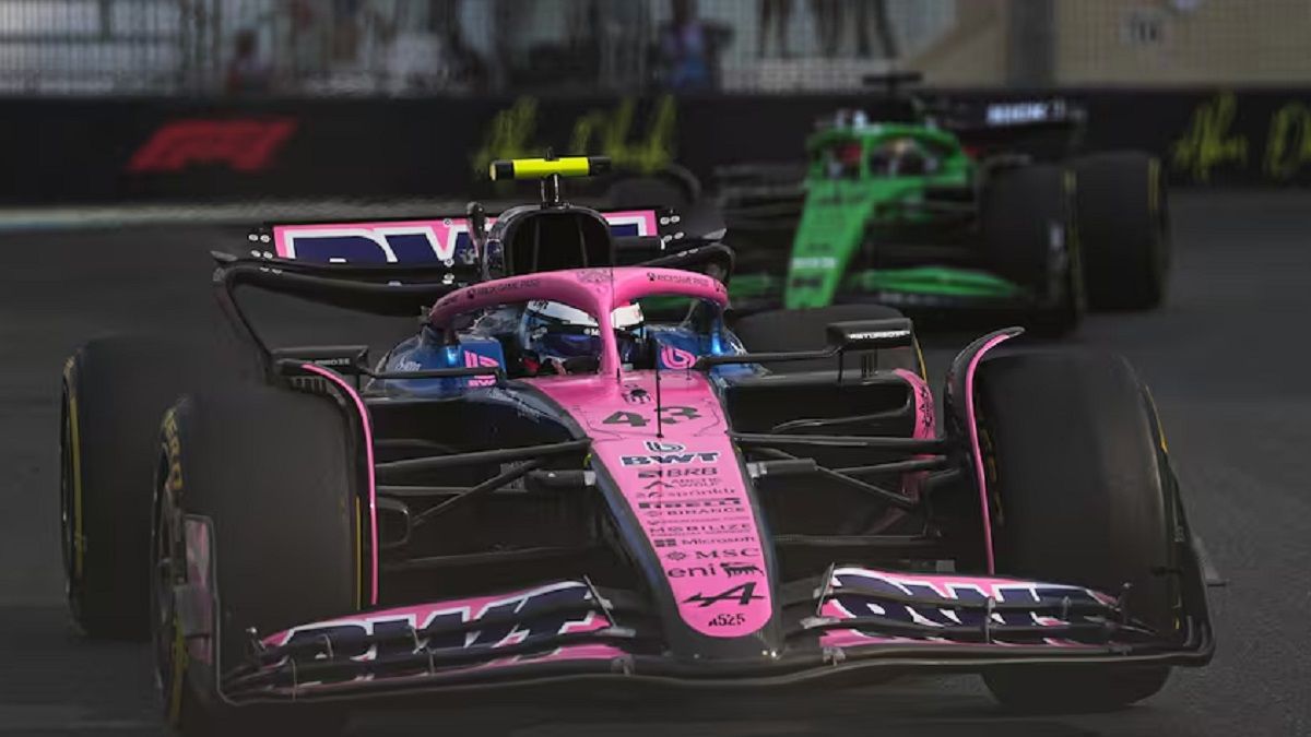 Colapinto se metió entre los mejores 10 de la primera práctica del Gran ...