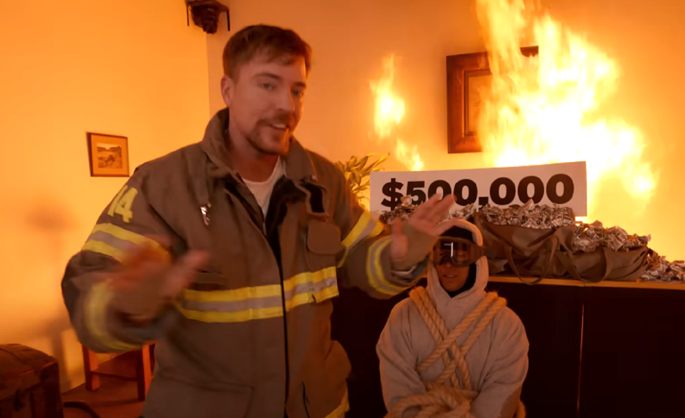 Encerró a un hombre en una casa en llamas: el polémico reto de MrBeast que despertó críticas