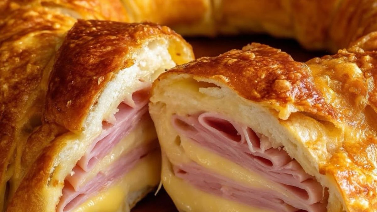 Cómo hacer una deliciosa rosca casera de jamón y queso solo con 4 ...