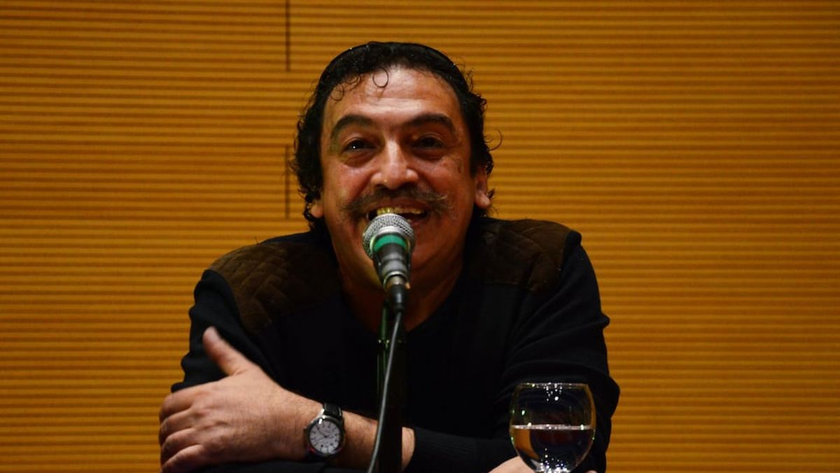 Jorge Dorio: cuando el periodista vino a Mendoza y leyó sus poemas