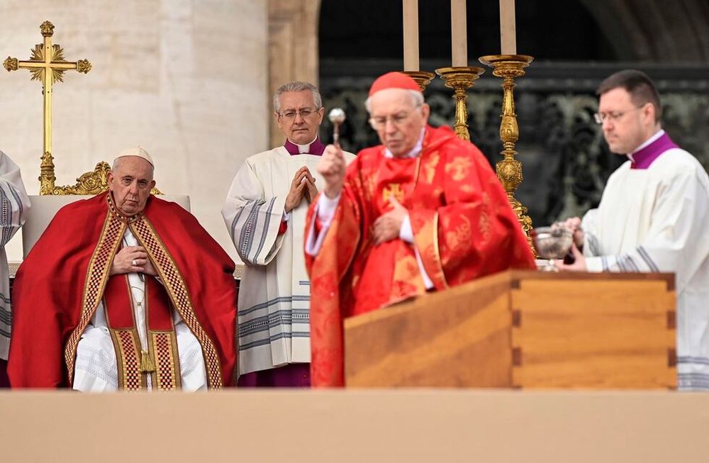 El papa Francisco le dedicó un emotivo mensaje a Benedicto XVI en el que destacó su sabiduría ...