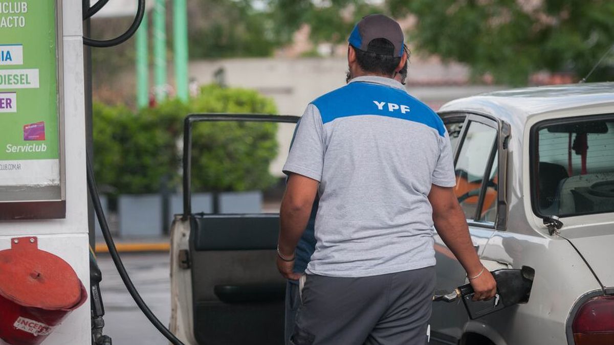Nuevo aumento de 3,5% en combustibles: cómo conseguir descuento en YPF