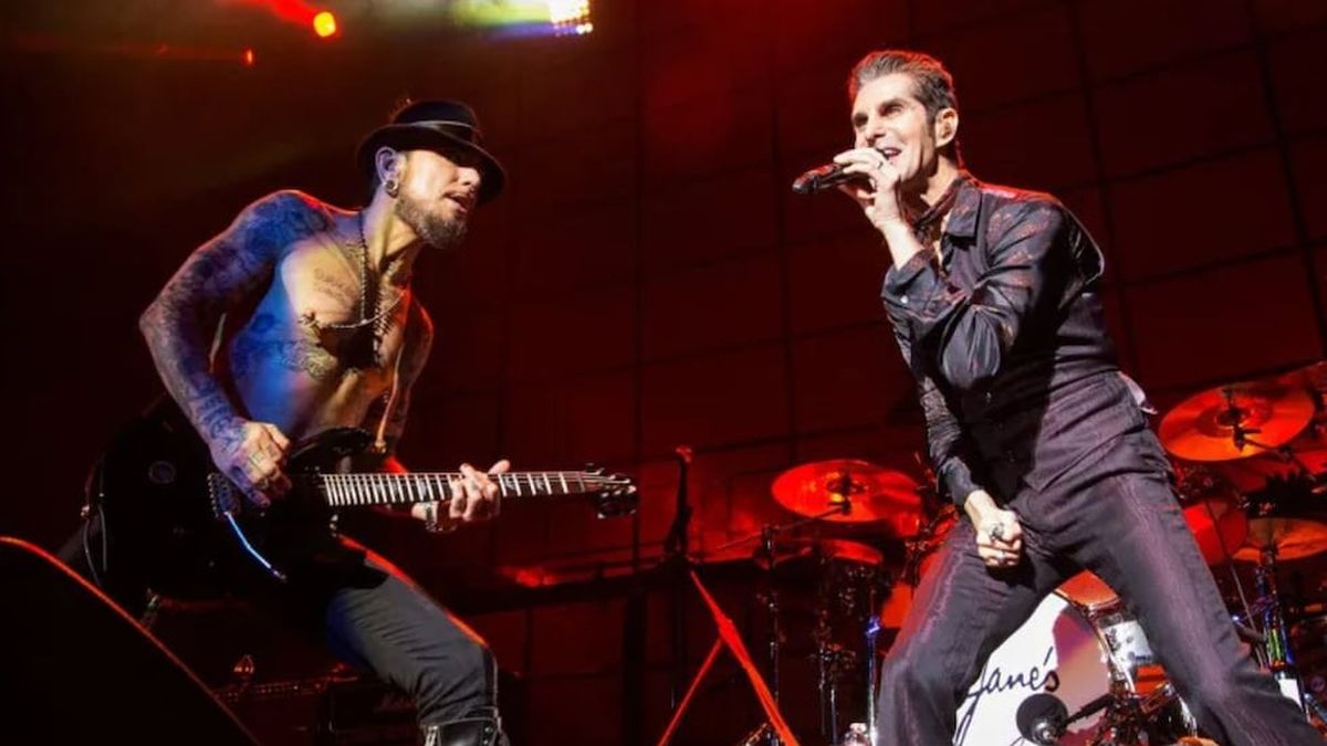 Después de la pelea en pleno show, Jane’s Addiction canceló su gira por ...