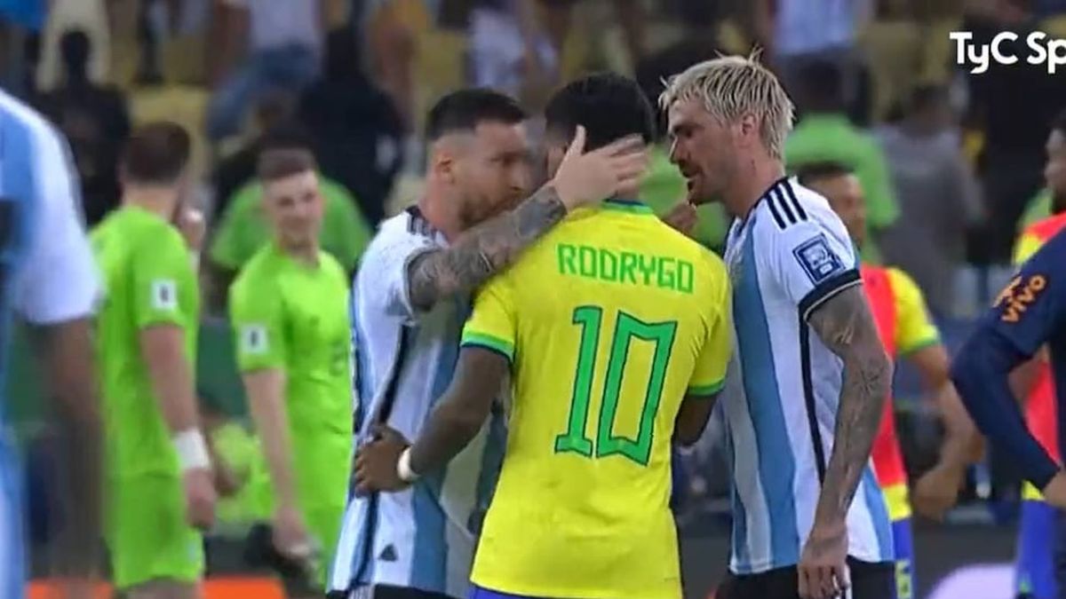 Ahora se entiende: Lionel Messi agarró a Rodrygo del cuello por un ...