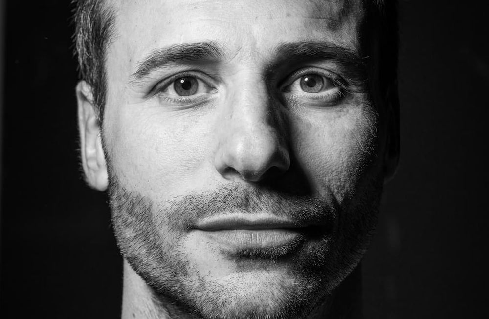 De París a Mendoza sin escalas: el actor Alfonso Barón regresa a la ...