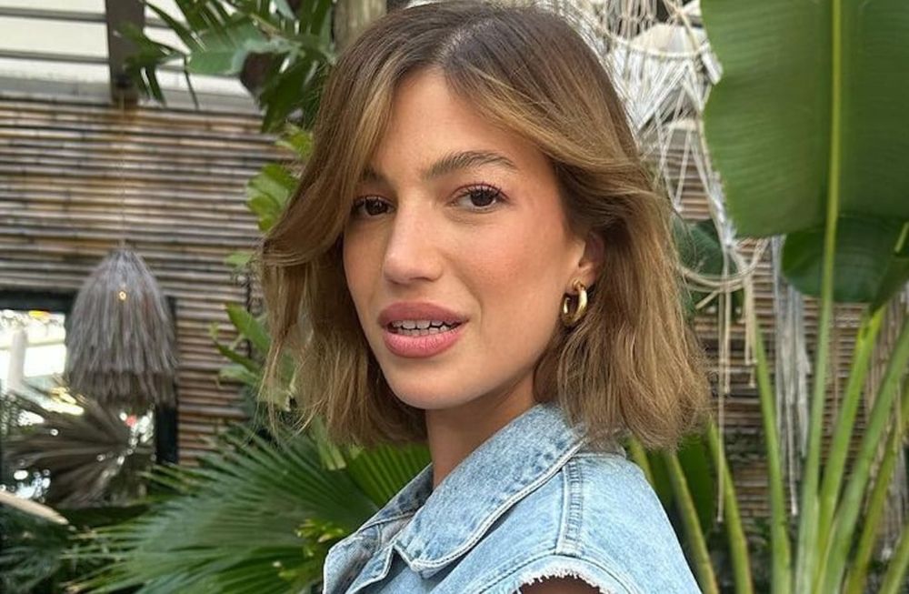 Stefi Roitman optó por una bikini bicolor y apretó su delantera para ...